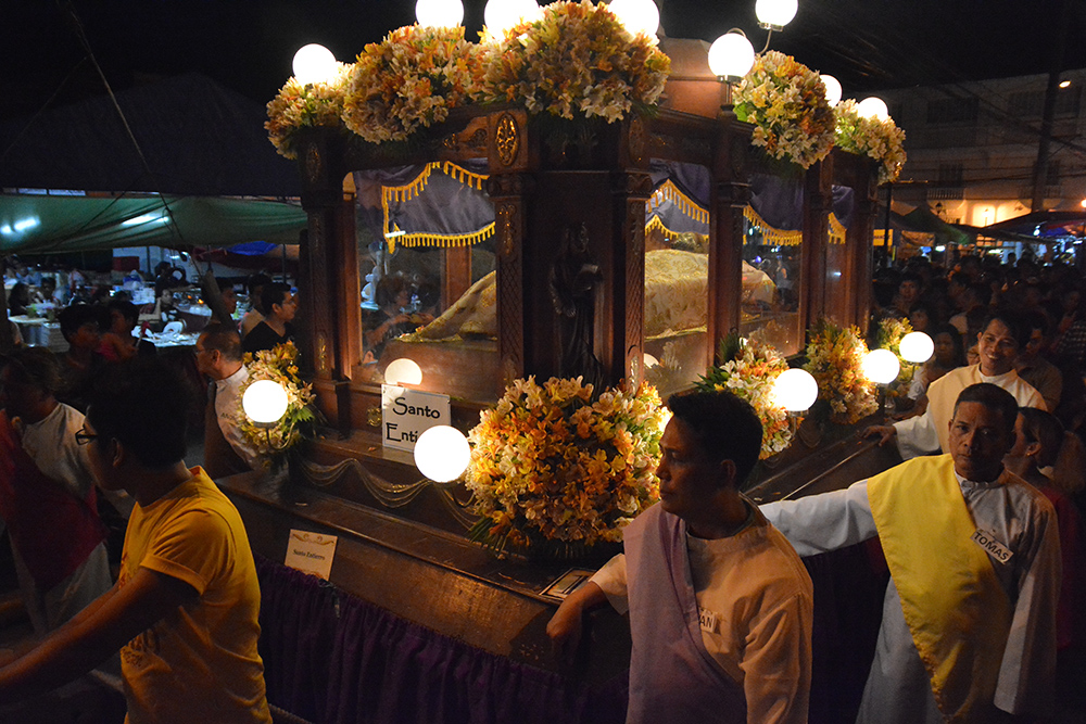 Santo Entierro procession | CBCPNews