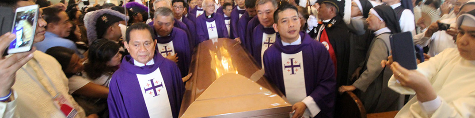 Cardinal Vidal laid to rest after huge funeral | CBCPNews