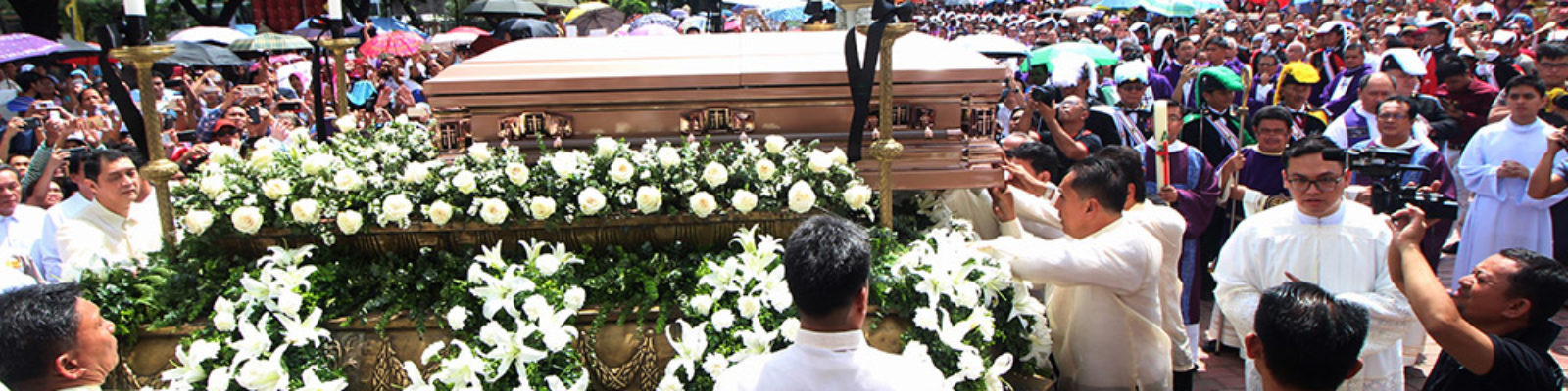 Cardinal Vidal laid to rest after huge funeral | CBCPNews