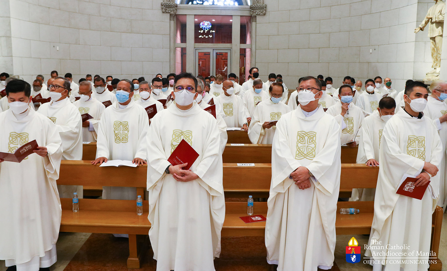 Avoid comparing priests to each other, Manila archbishop tells ...