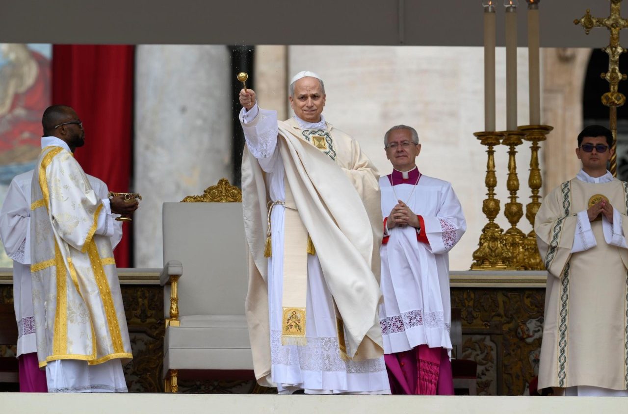 Pope Leo XIV calls for united Church, global peace in historic inaugural Mass | CBCPNews