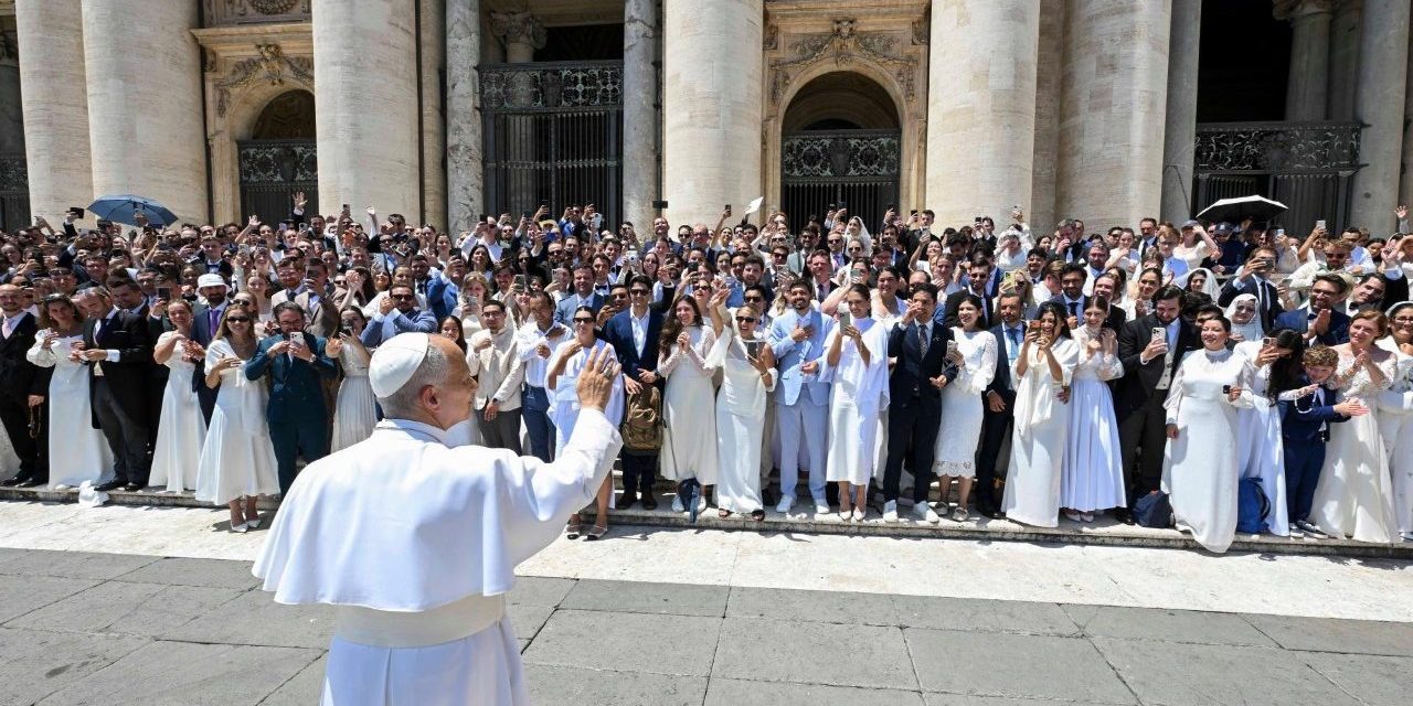 Pope warns individualism, instant gratification strain marriage vows ...